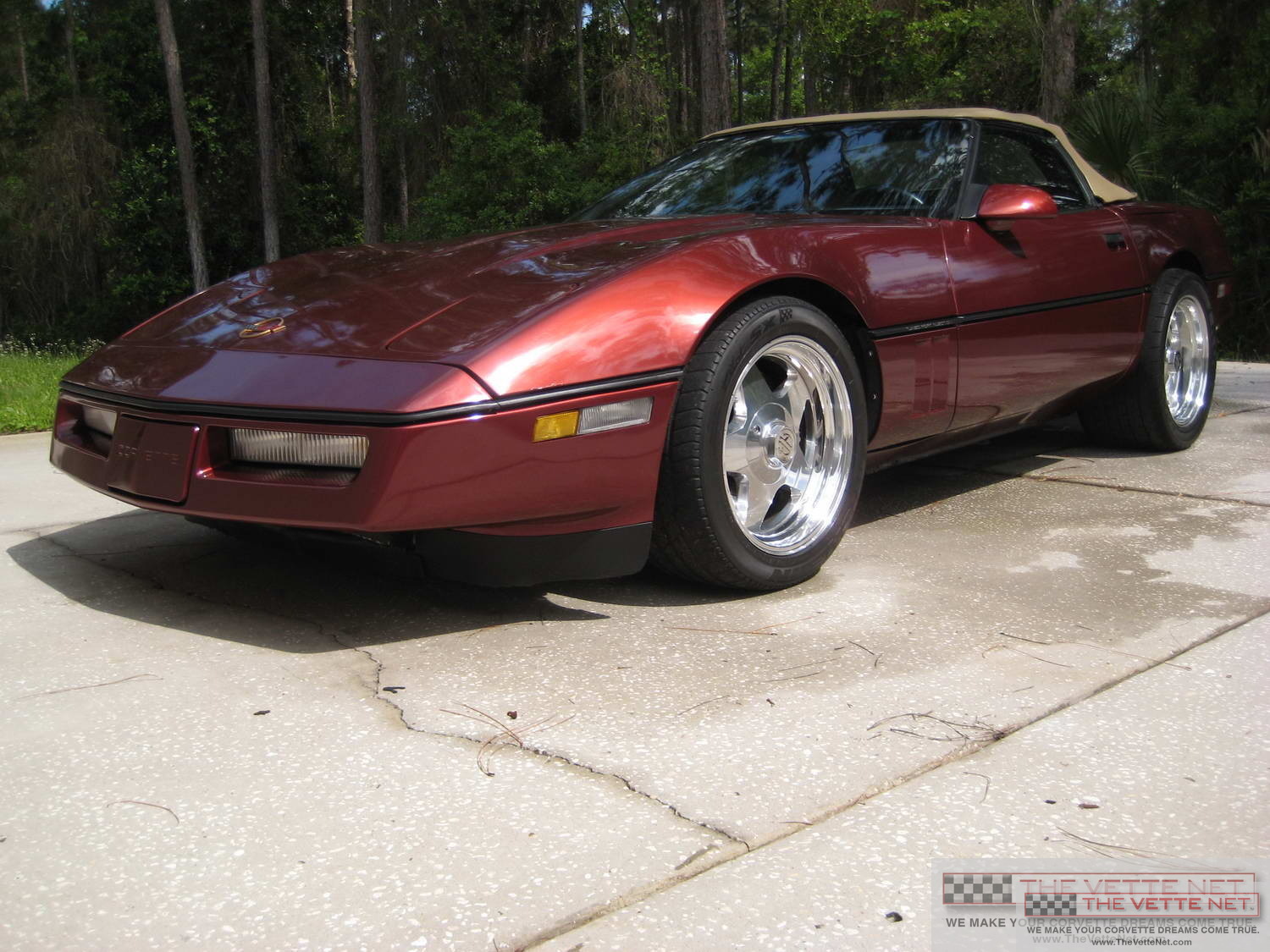 TheVetteNet.com - 1987 Corvette Convertible Dark Red Metallic