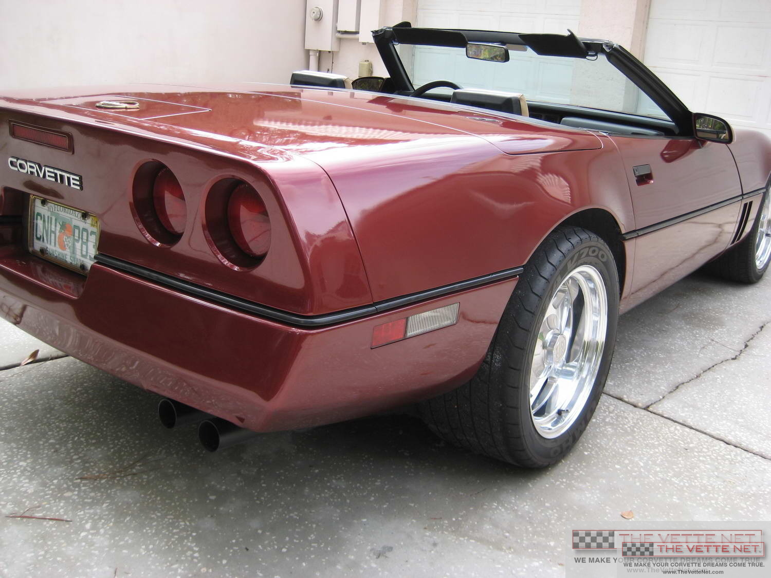 TheVetteNet.com - 1987 Corvette Convertible Dark Red Metallic